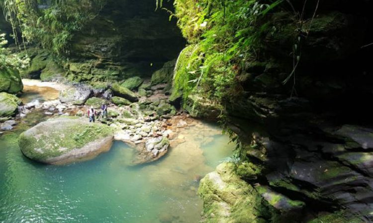 Grand canyon & the Jumandy caves - Akangau Jungle Expeditions Amazon